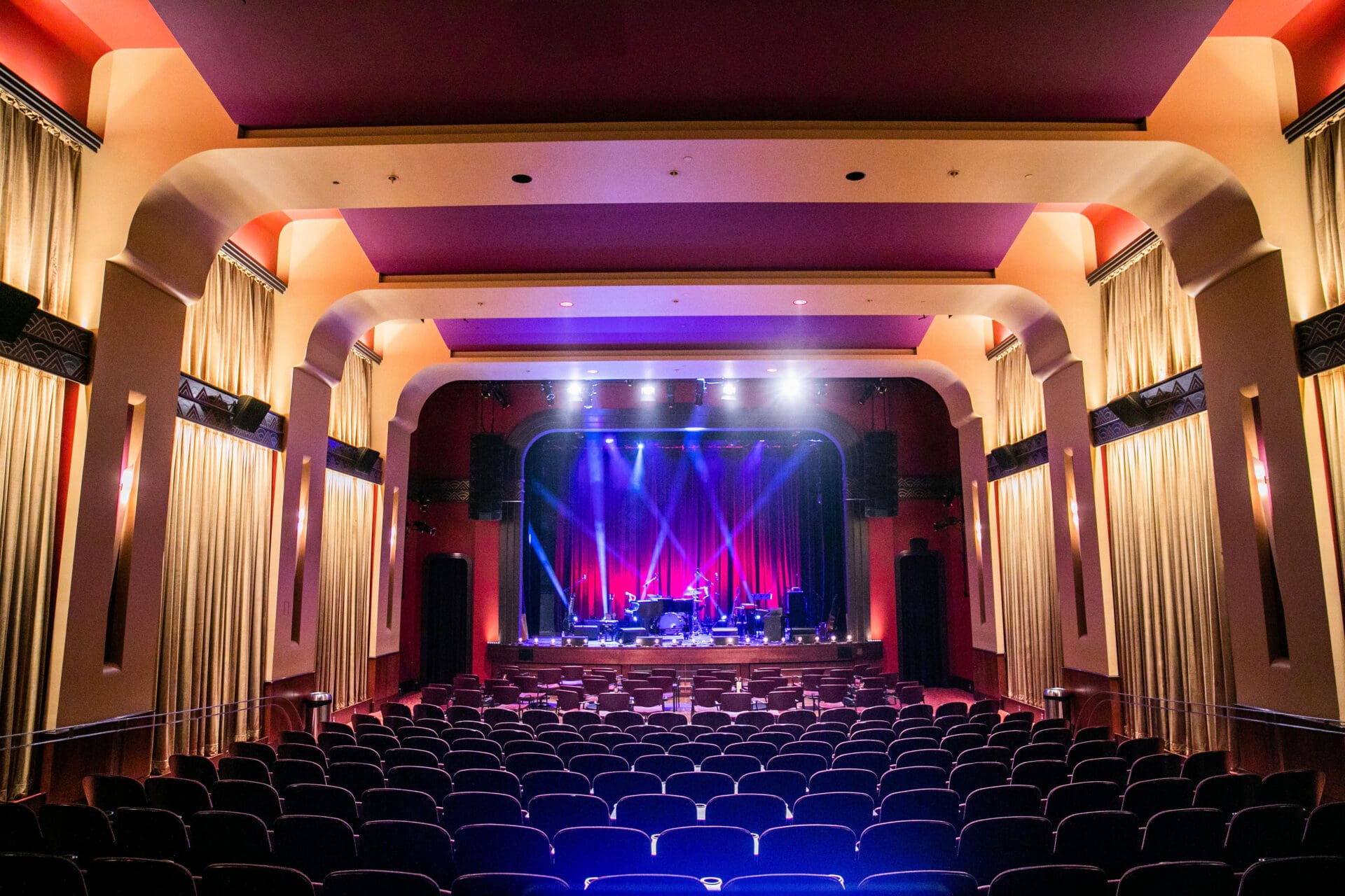 CABARET TABLES & INDIVIDUAL SEAT SPONSORSHIPS - Franklin-Theatre